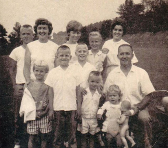 'Shark Tank' Star Barbara Corcoran Addresses Brother's Death In ...