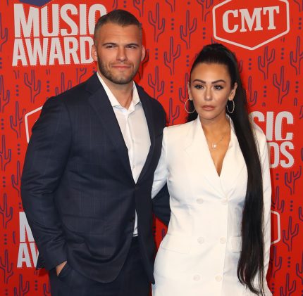What Drama?! JWoww's 24-Year-Old BF Posts Gushy IG Love Note After ...