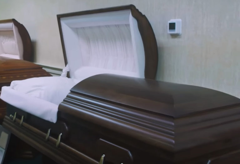 Funeral Home Discovers Woman's Corpse Is STILL ALIVE - OMG! - Perez Hilton