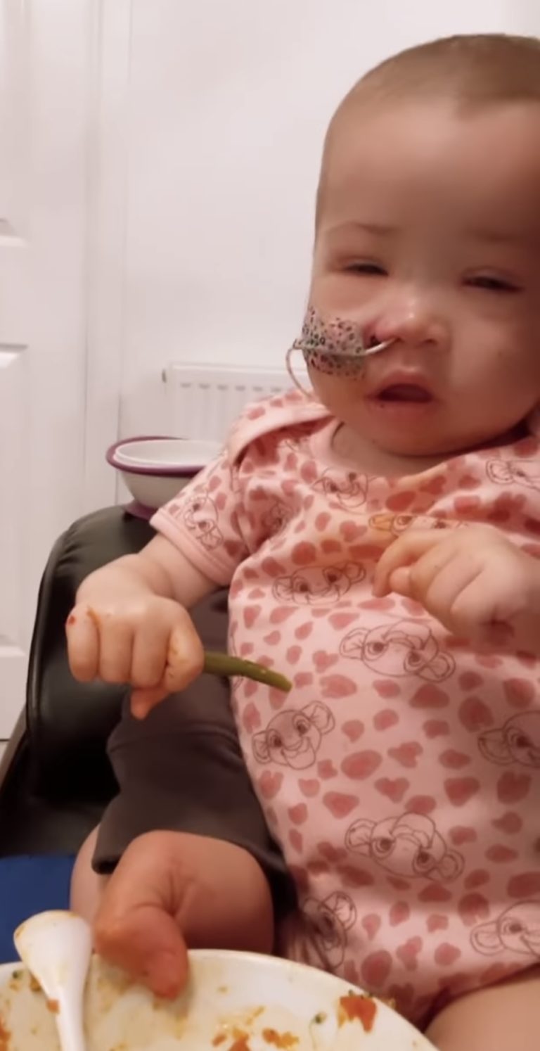 Ashley Cain’s Daughter Azaylia Eats For 'First Time' In 2 Weeks Amid ...