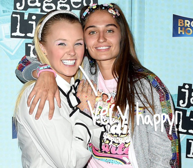 Watch JoJo Siwa Respond To The ADORABLE Way Avery Cyrus Asked To Be Her ...