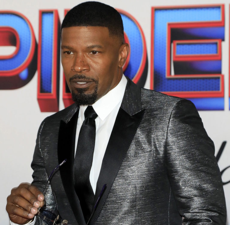 Jamie Foxx's Family Pleads For Prayers As Actor Remains Hospitalized ...