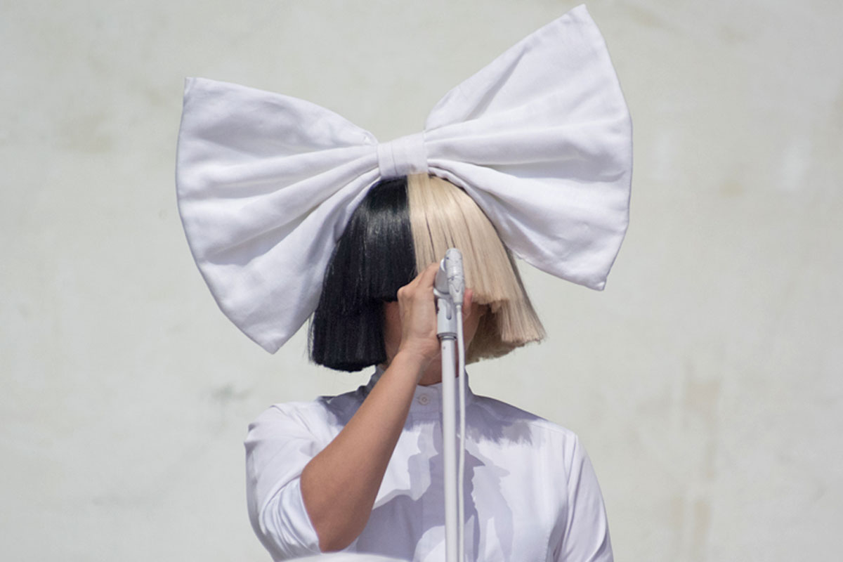 Sia Got A Facelift! LOOK! - Perez Hilton