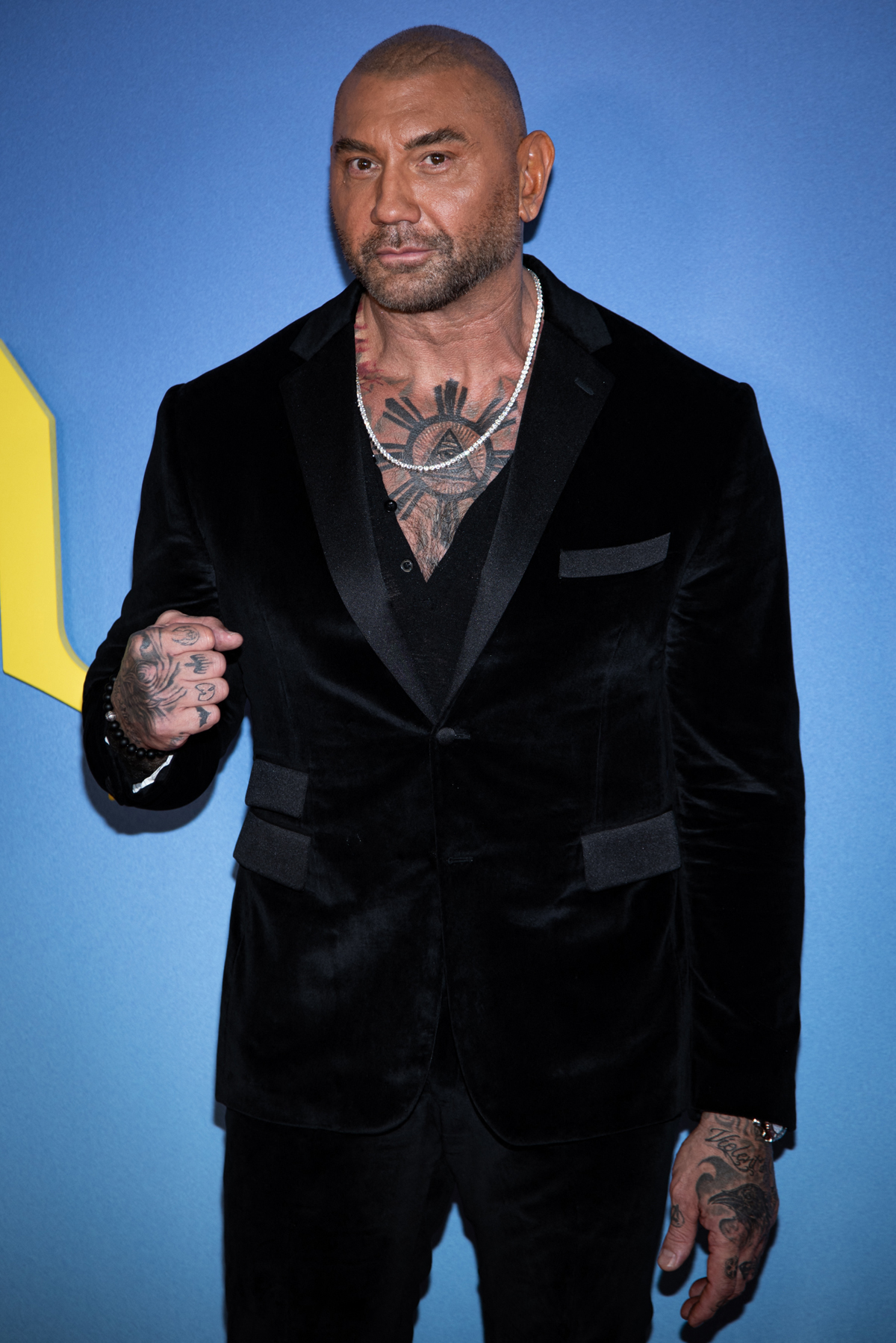 Dave Bautista Reveals Incredible Body Transformation On TIFF Red Carpet Dave Bautista Reveals Incredible Body Transformation On TIFF Red Carpet