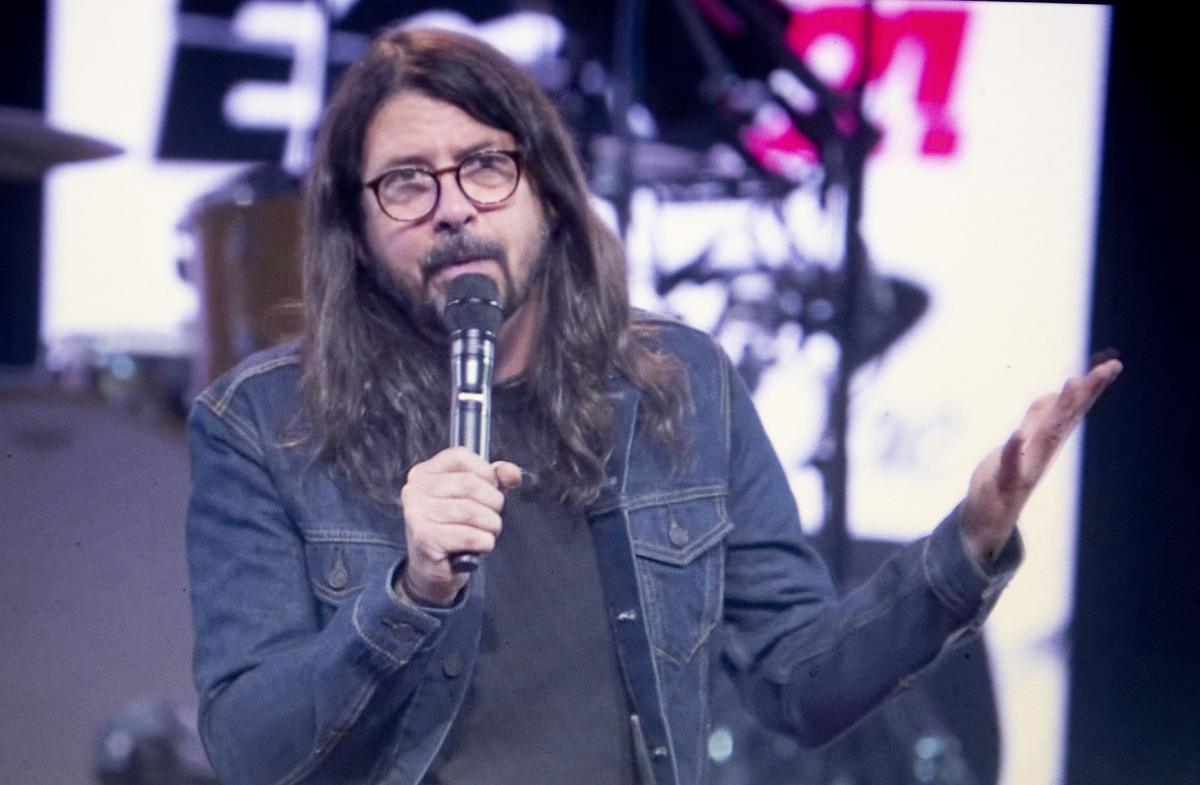 Dave Grohl Allegedly Had An Affair With ANOTHER Woman For 10 Years! So ...