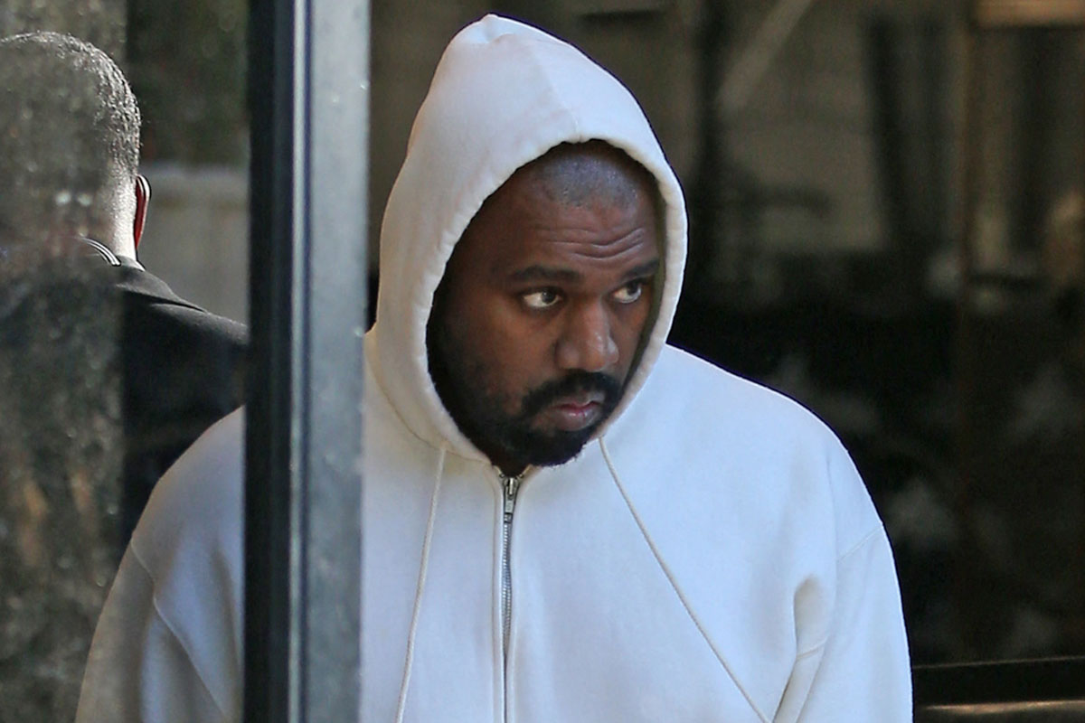 Kanye West Pulled Bait & Switch With VILE Super Bowl Ad, Memo Says ...