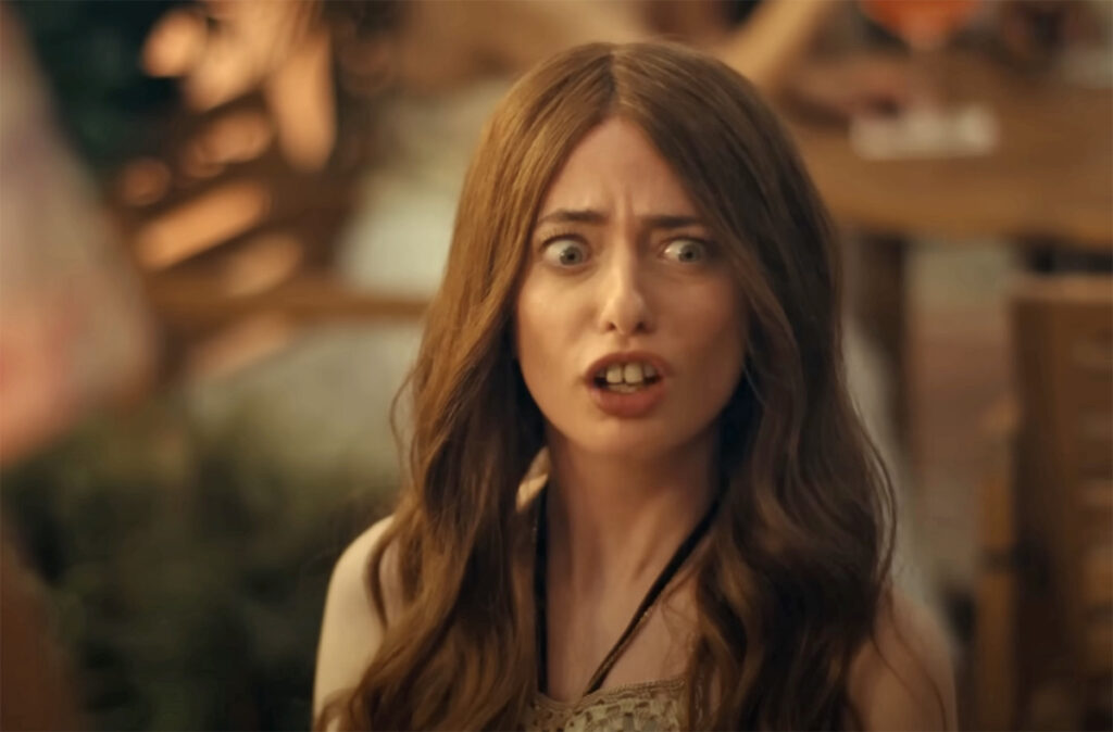 White Lotus Star Aimee Lou Wood Breaks Silence On Those Crying Photos - Was It About SNL Or A Co ...