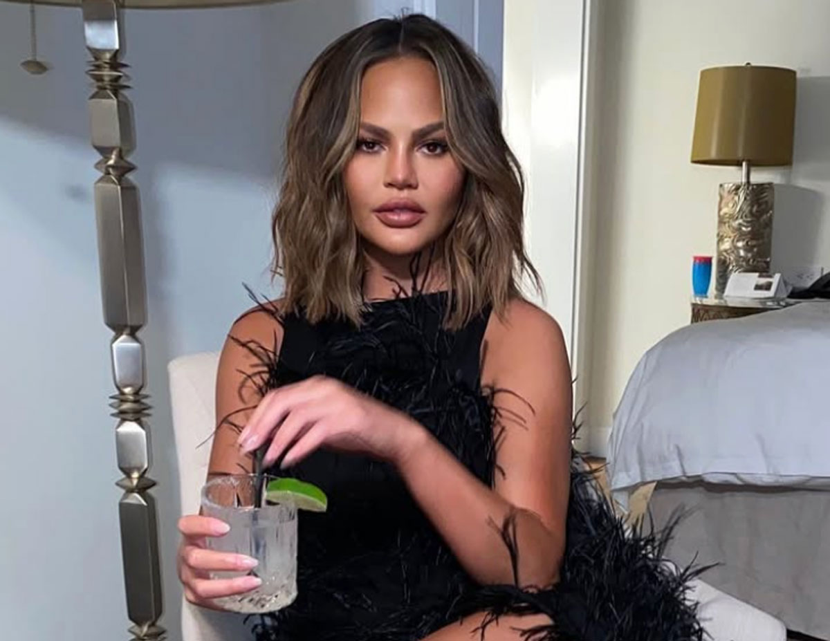Chrissy Teigen Reveals She’s Drinking Again: ‘I Don’t Know What I’m Doing’ - Perez Hilton