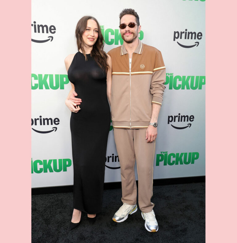Pete Davidson's Girlfriend Shows First Glimpse Of Baby Bump At His ...