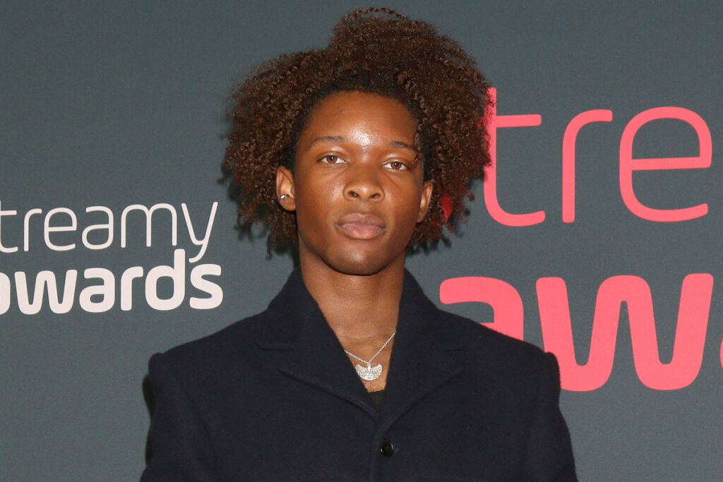 Singer D4vd Dropped From Online Fashion Ads As New Details Emerge ...