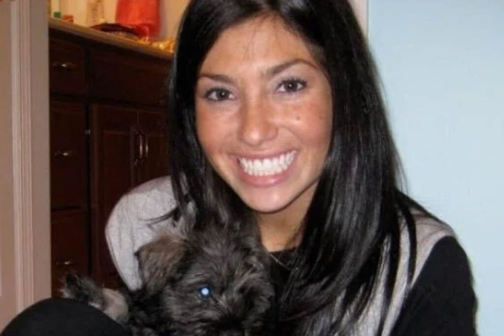 Woman Stabbed 20 Times - Yet Her Death Has Been Ruled A Suicide TWICE ...