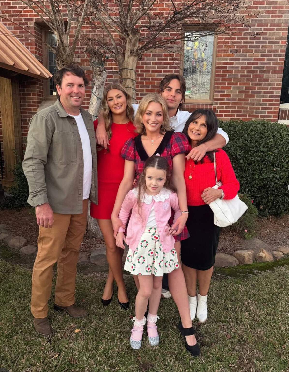 Britney Spears Celebrates Christmas With One Of Her Sons - While The ...