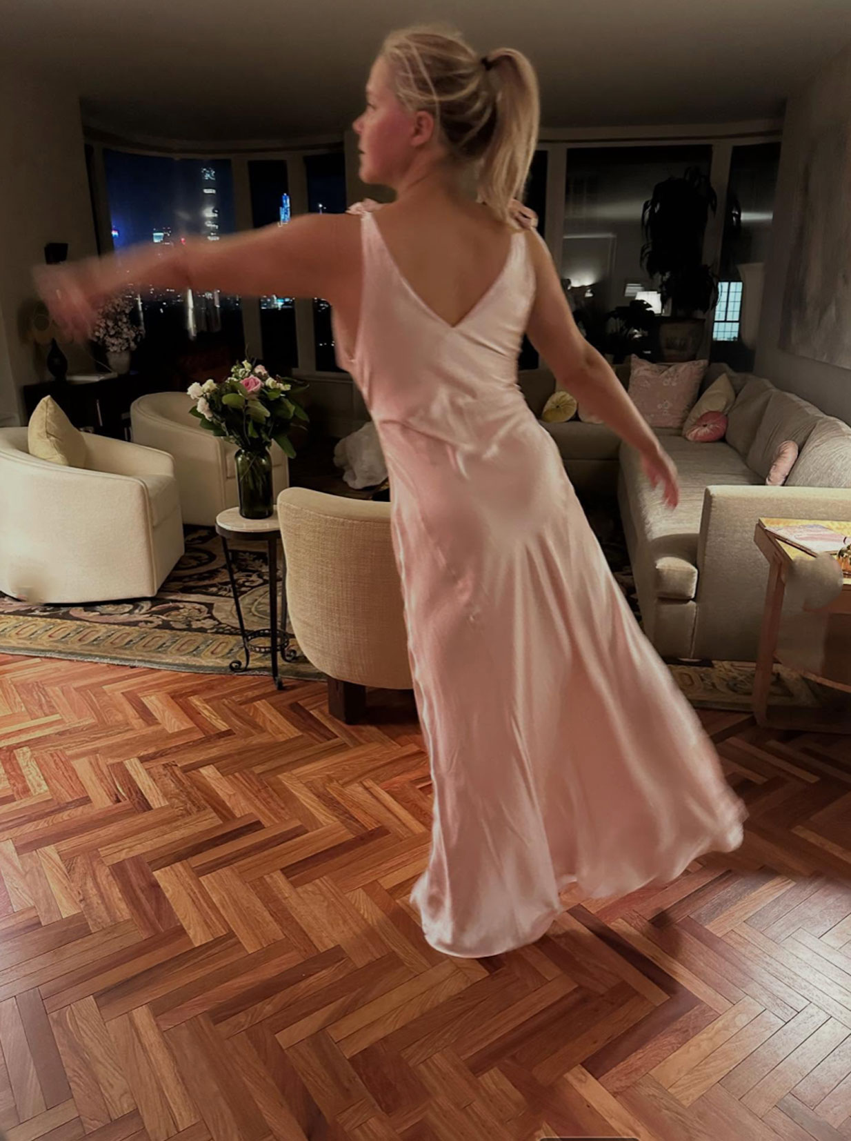 Amy Schumer Shows Off Weight Loss In Bikini Pics While Declaring 2026 ...